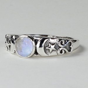 Triple Moon Ring with Moonstone - Heaven & Nature Store