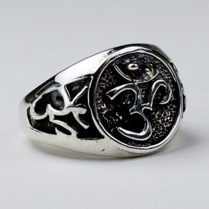 Om Ring in Sterling Silver - Heaven & Nature Store