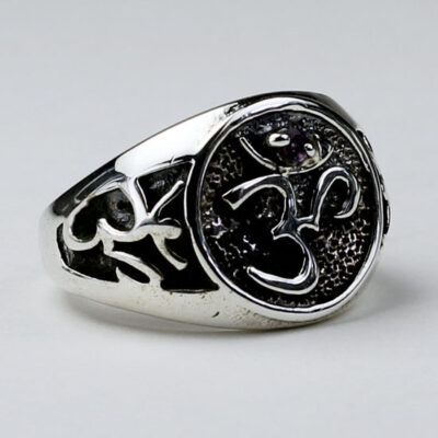 Om Ring in Sterling Silver - Heaven & Nature Store